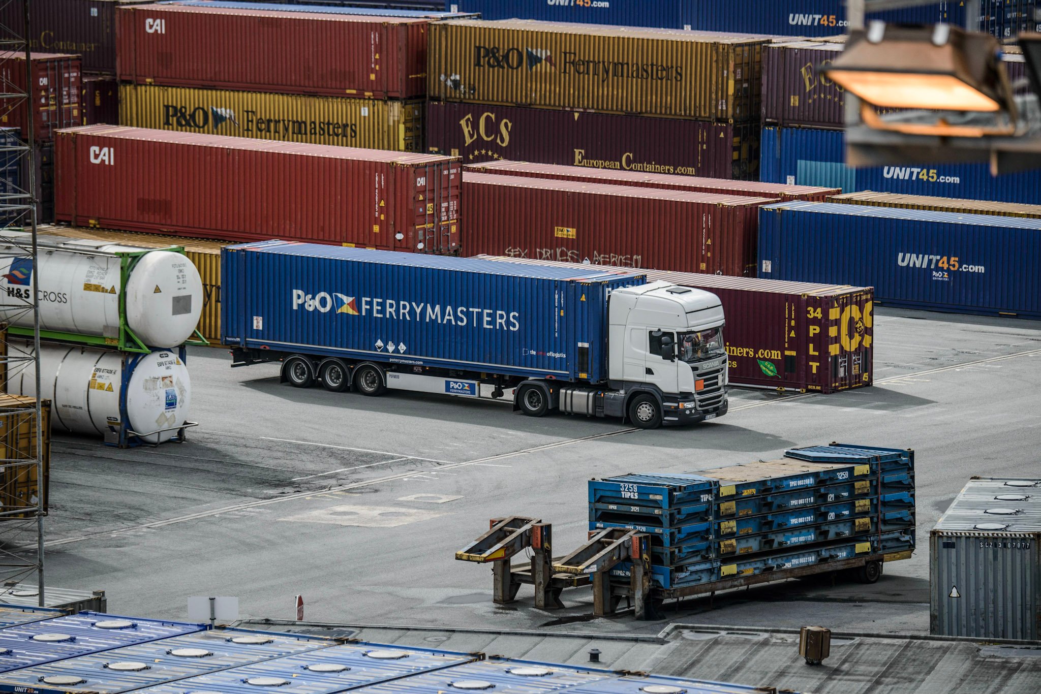 Agreement-based Joint Venture betwen P&O Ferrymasters and Unifeeder ...