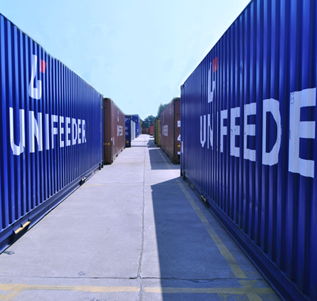 World's first LNG Shortsea Container Vessel is operated by Unifeeder ...